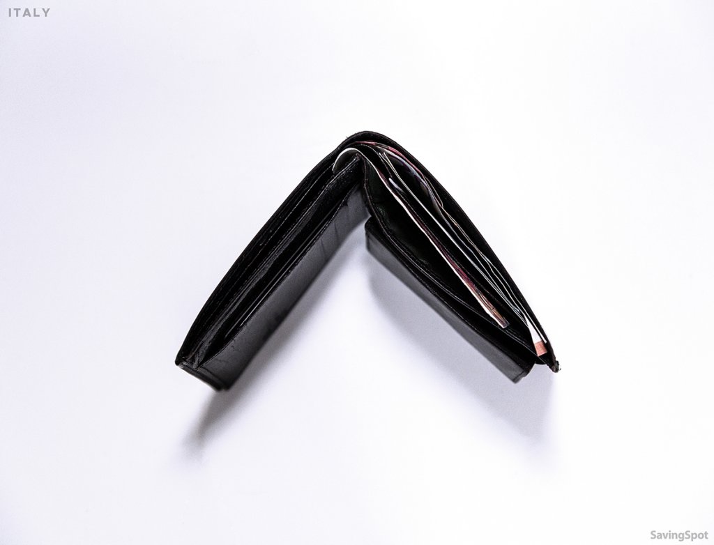 What's in Your Pocket? Contents of Wallets From 16 Countries ...